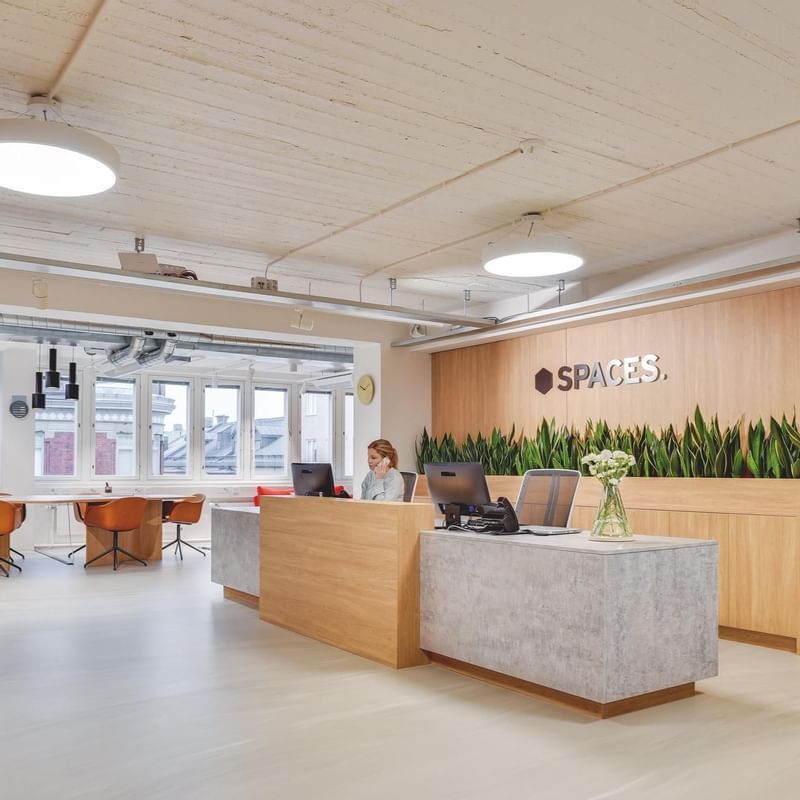 Spaces Conference Schiphol Airport - Coworking offices Terminal 1 Evert ...